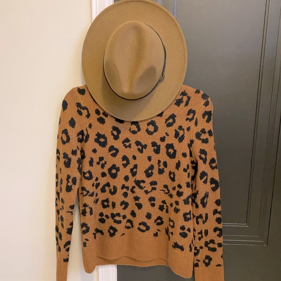 Old Navy | Sweaters | Leopard Print Sweater | Poshmark